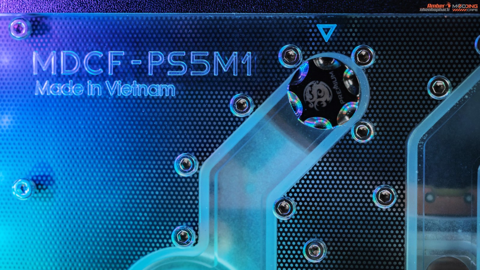 PS5 Watercooled × ITX Gaming PC: 2 in 1 System Build. - Nhenhophach's ...